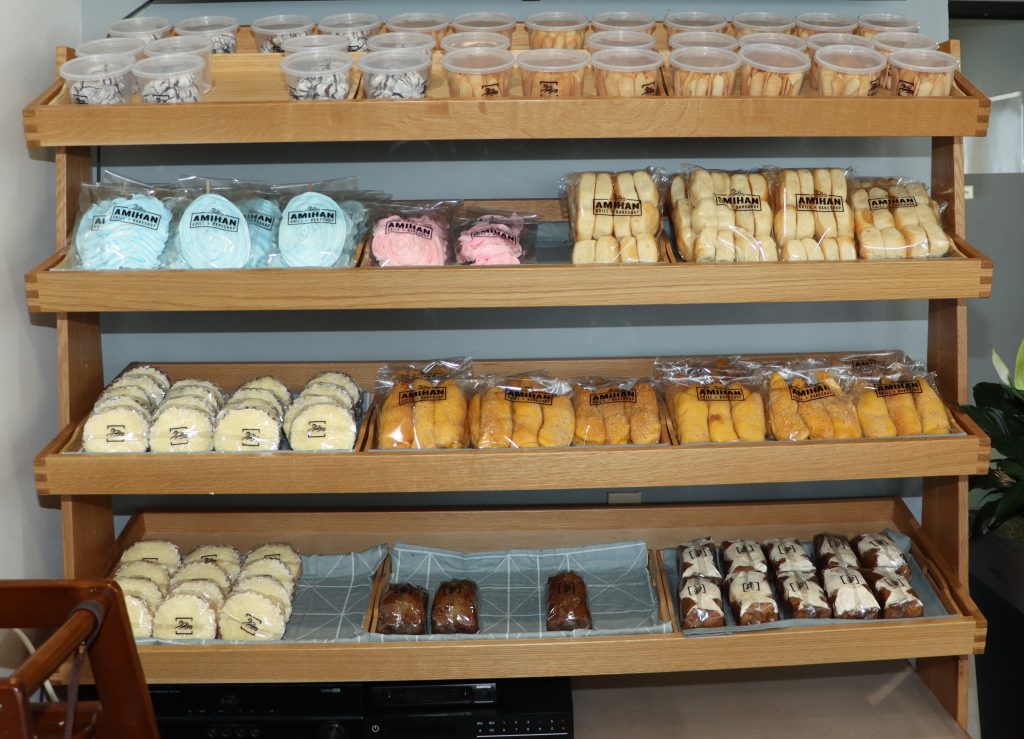 New to Filipino food? Amihan Grill + Bakeshop has your back – The Press