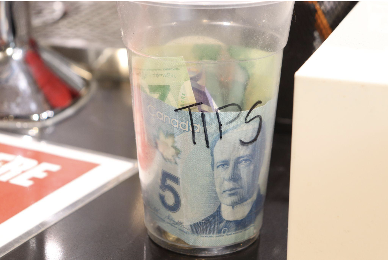 Tip or skip? How people feel about the rising tipping pressure – The Press